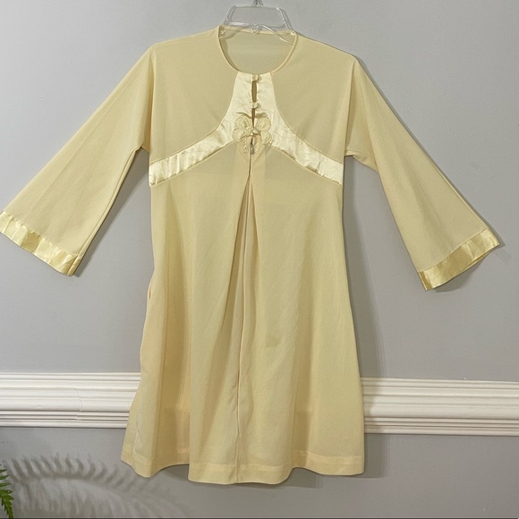 Gossard Artemis | Intimates & Sleepwear | Gossard Artemis 96s Vintage ...